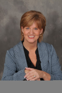 Murder by 4: Meet Author Julie Ann Howell